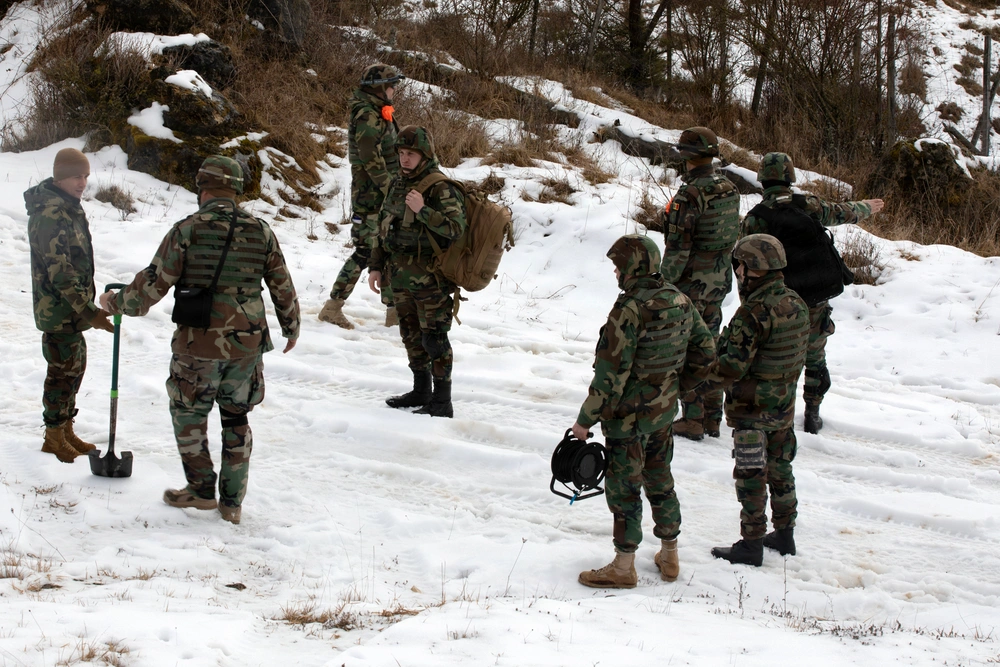 DVIDS - Images - U.S. Army 702nd Ordnance Company (EOD) and Moldova ...