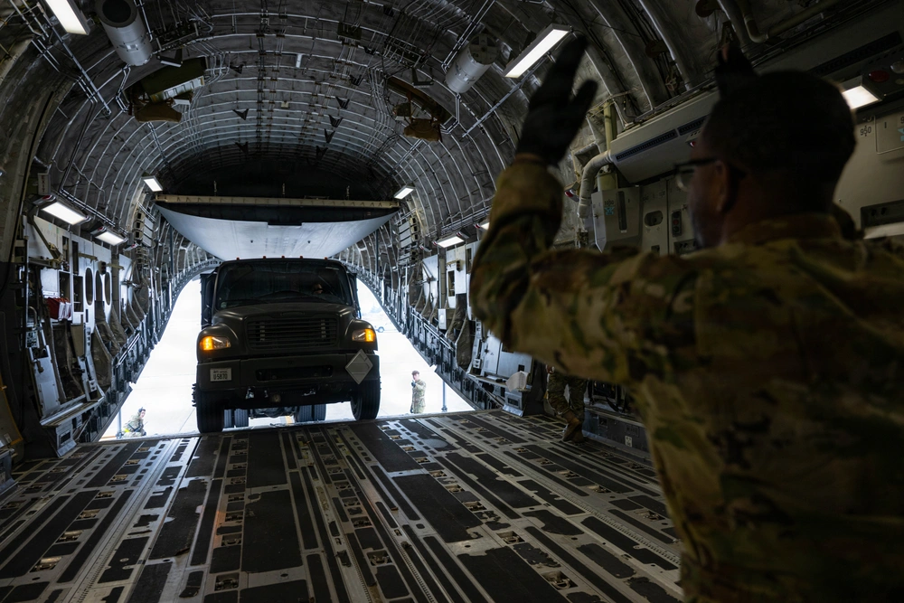 DVIDS - Images - POL fuels the fight! [Image 6 of 10]