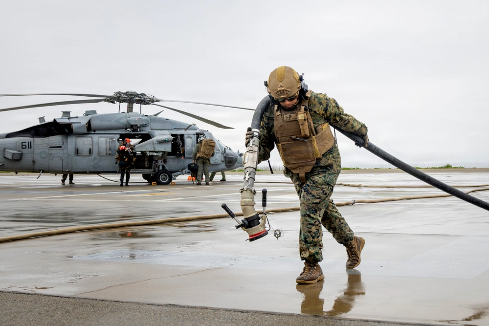 DVIDS - Images - MWSS-373 and HSC-8 enhance joint expeditionary ...