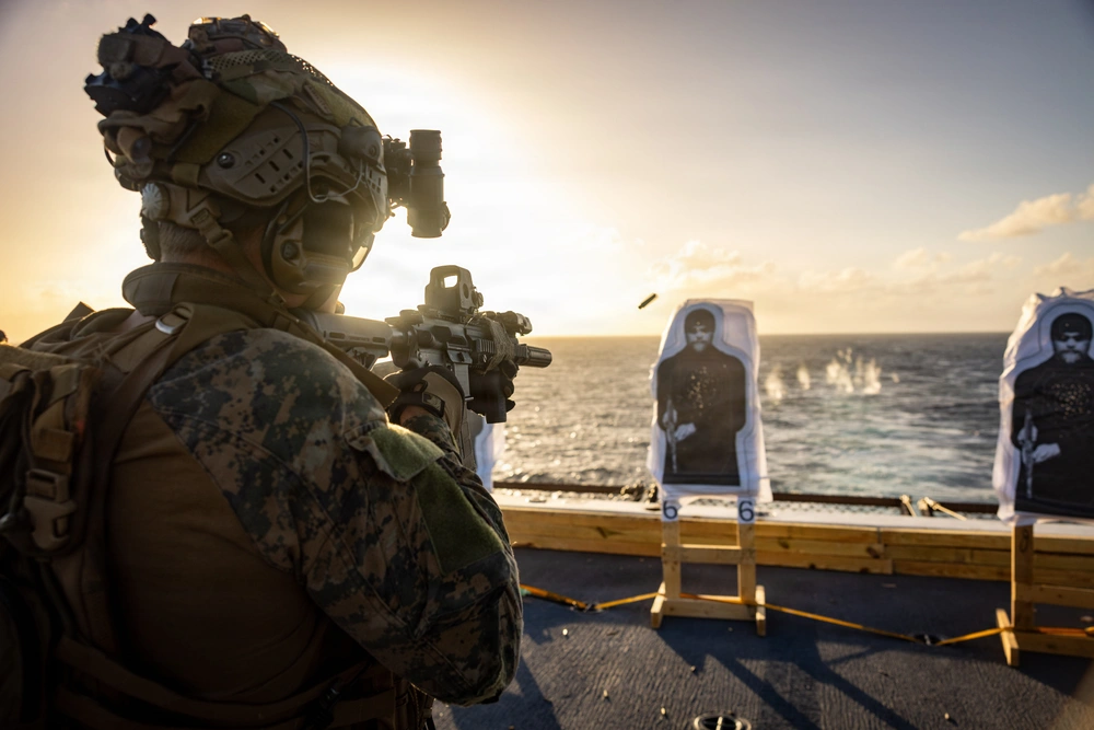 DVIDS - Images - 22ND MEU (SOC) | MSRT and MSPF Conduct Deck Shoot ...