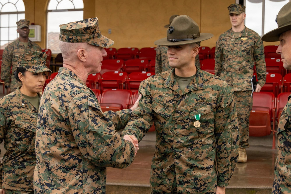 DVIDS - Images - The 39th Commandant of the Marine Corps Visits MCRD ...