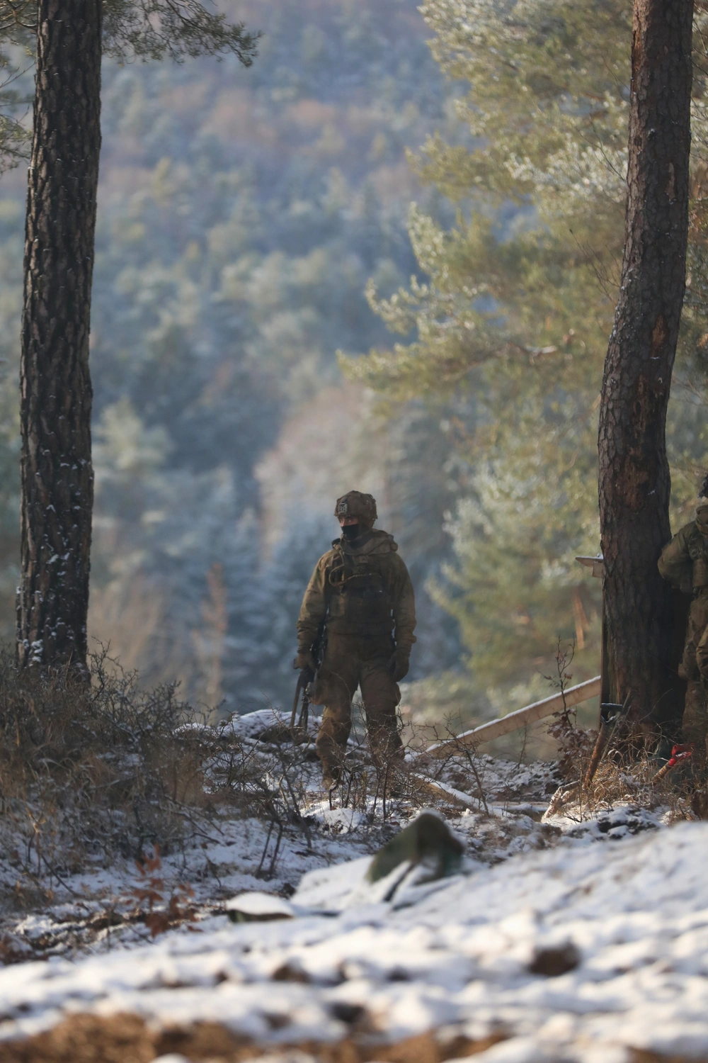 DVIDS - Images - U.S. Army Soldier Stands at the Ready During Combined ...