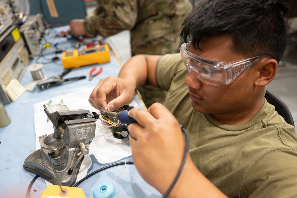 DVIDS - Images - 379th AEW Airmen train for the fight [Image 12 of 14]