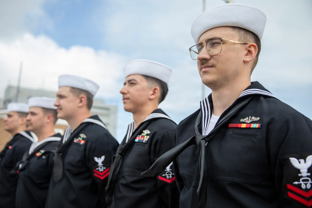 DVIDS - Images - USS Greeneville Holds Change of Command [Image 5 of 8]
