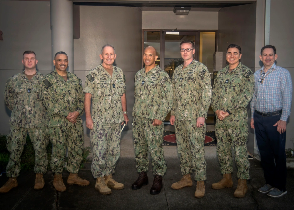 DVIDS - Images - Commander, Naval Information Forces, meets with ...
