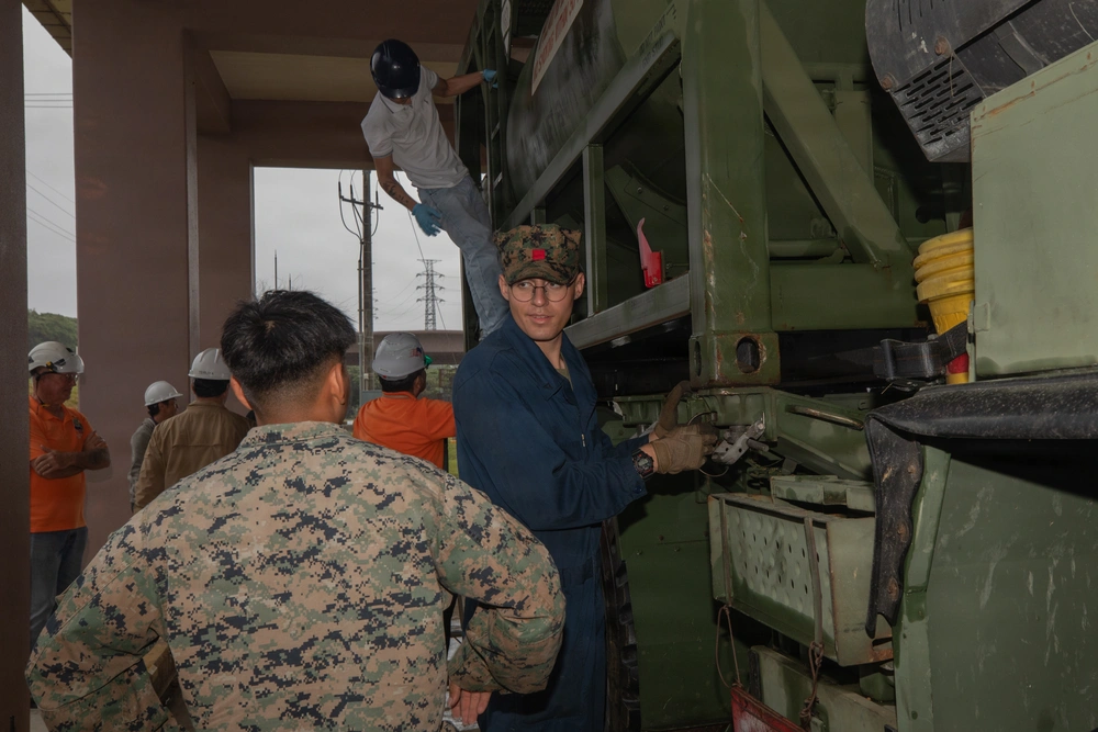 DVIDS - Images - U.S. Marines with 3rd MLG Conduct Joint Fuel Transport ...