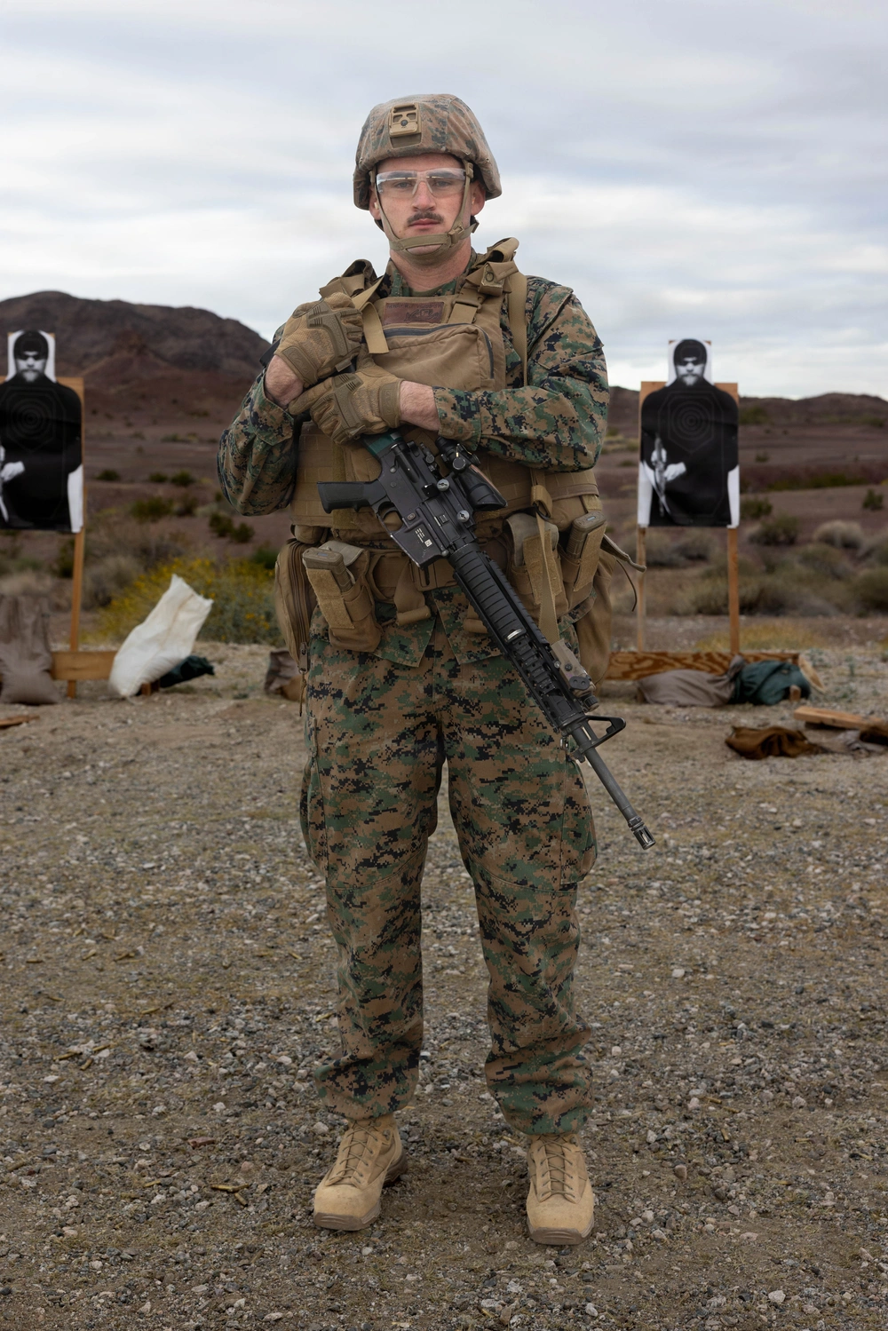 DVIDS - Images - Marines With MWSS-371 Engineer Company Conduct Weapons ...