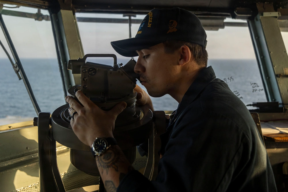 DVIDS - Images - USS Abraham Lincoln (CVN 72) supports Operation Epic ...