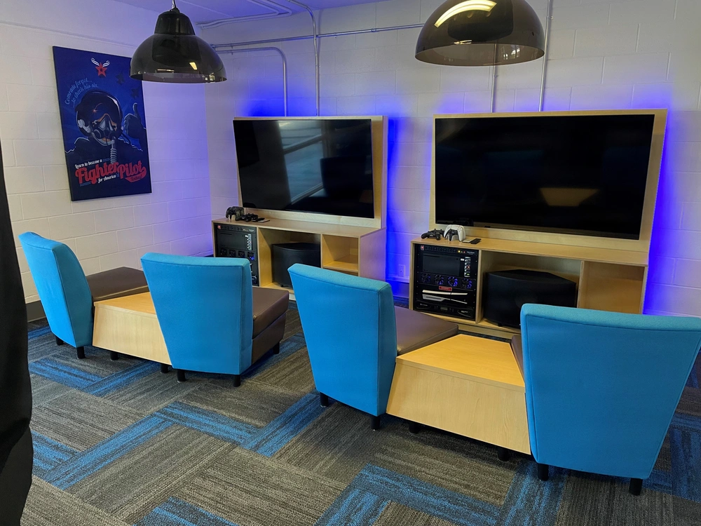 DVIDS - Images - NEXCOM Hospitality Group Opens Its First Navy Inn Crew ...