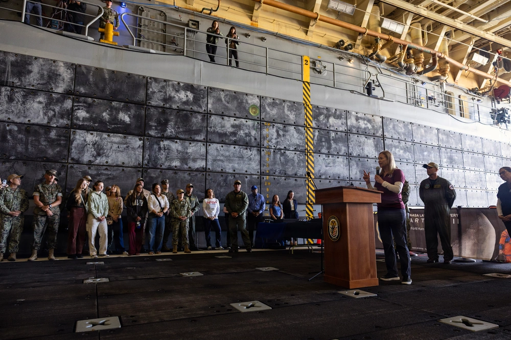 DVIDS - Images - USS John P. Murtha holds Artemis II all-hands call ...