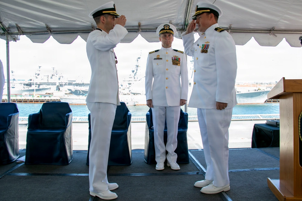 DVIDS - Images - USS Cincinnati Holds Change of Command Ceremony [Image ...