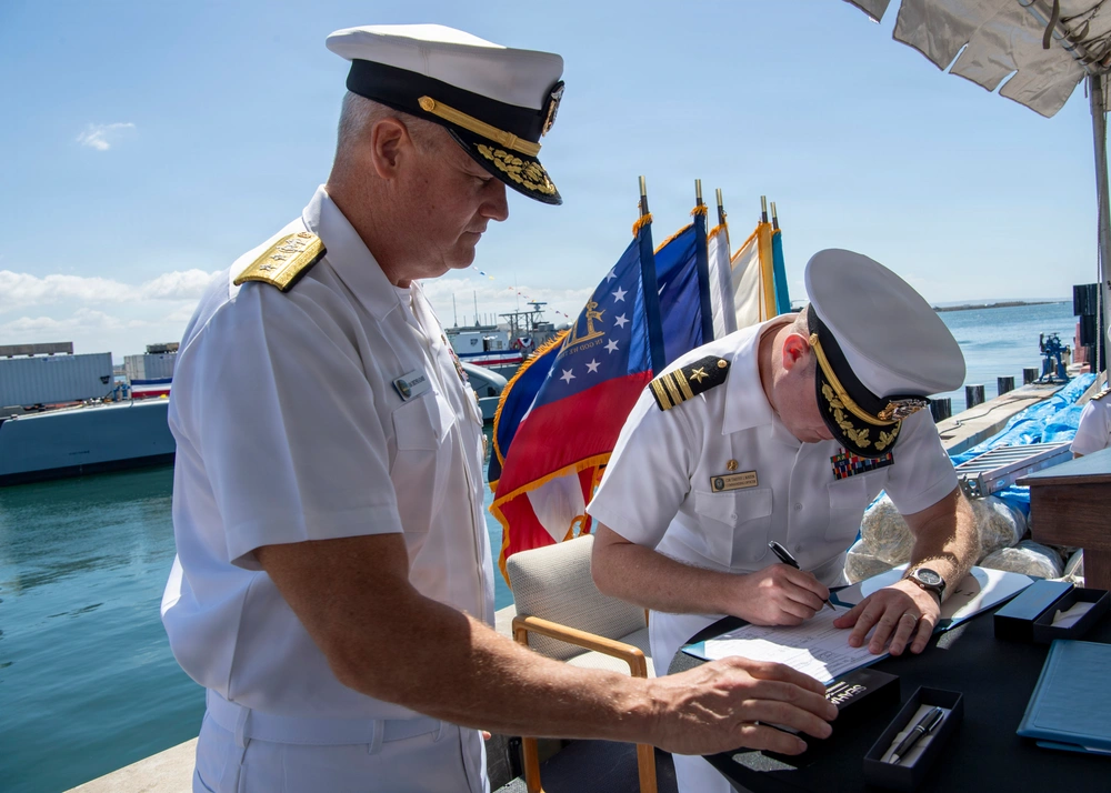 DVIDS - Images - Seahawk Unmanned Surface Vessel Transferred to Fleet ...