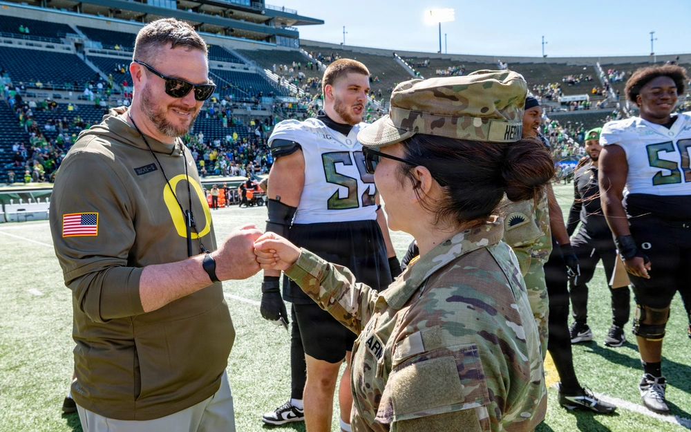 DVIDS - Images - Oregon National Guard salutes service at University of ...