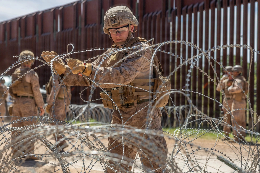 DVIDS - Images - JTF-SB Marines shift barrier reinforcement operations ...