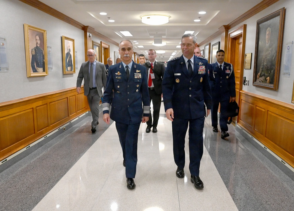 DVIDS - Images - CSAF Argentina Air Chief Pentagon CPV [Image 8 of 9]