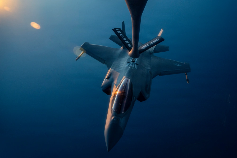 DVIDS - Images - KC-135 Stratotanker supports F-35 Lightning II operations