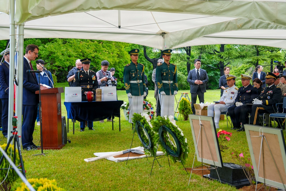 DVIDS - Images - Commander, USFK Attends Interment Ceremony for French ...