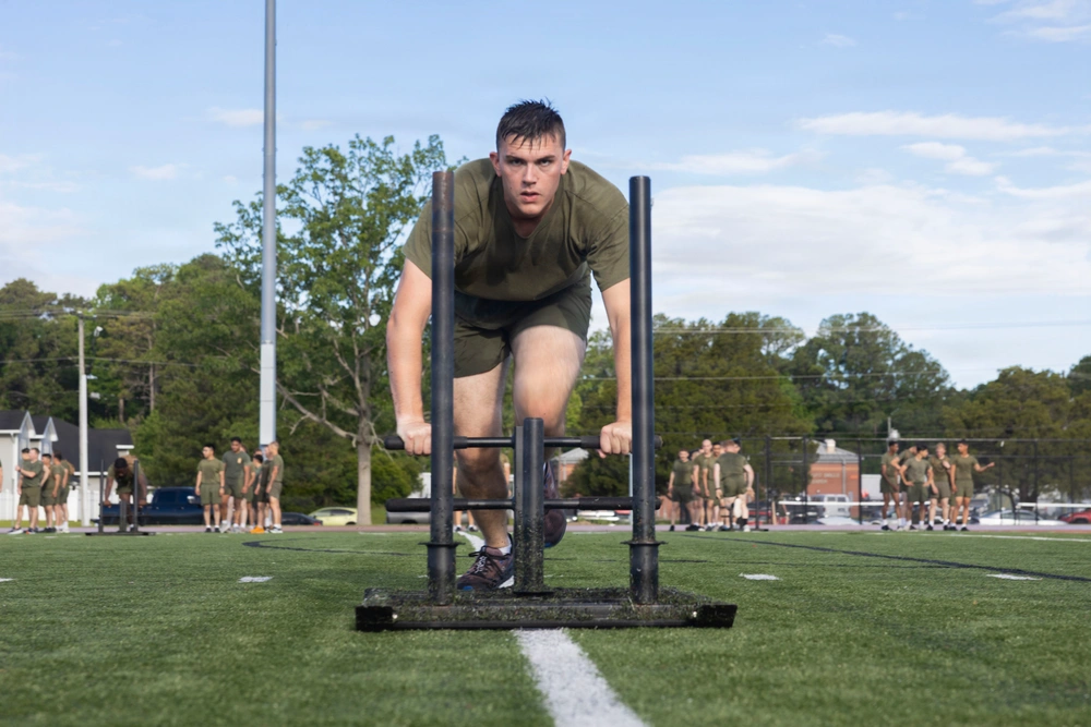 DVIDS - Images - MACG-28 conducts physical training event [Image 6 of 6]