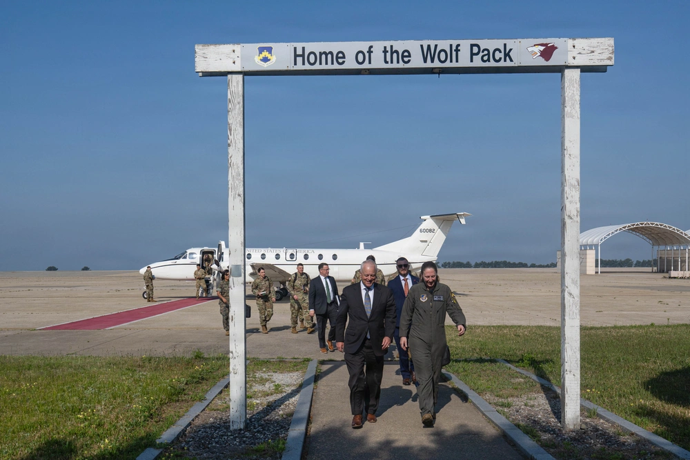 DVIDS - Images - Under Secretary of War for Personnel and Readiness ...