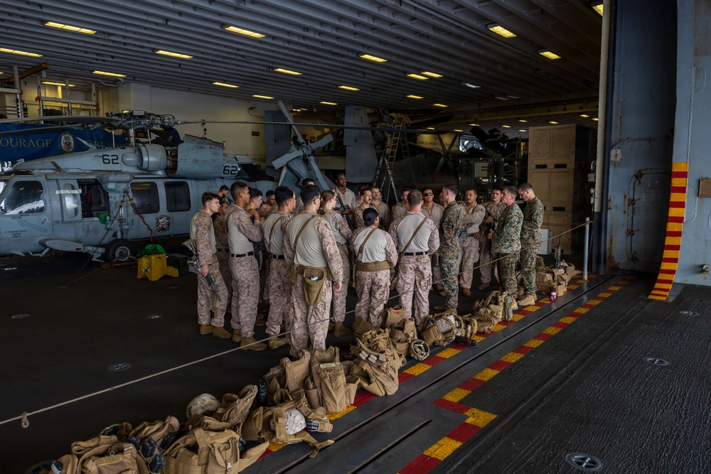 DVIDS - Images - 11th MEU Marines, Sailors Conduct Detainee Handling ...