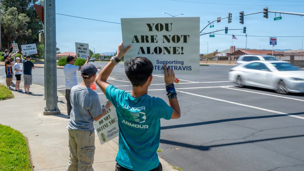 DVIDS - Images - Travis Airmen participate in ‘You Matter’ campaign ...