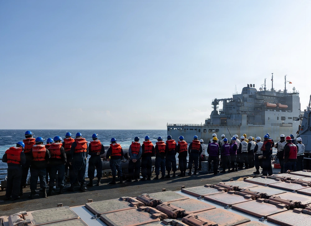 DVIDS - Images - USS Arleigh Burke (DDG 51) Conducts Replenishment at ...