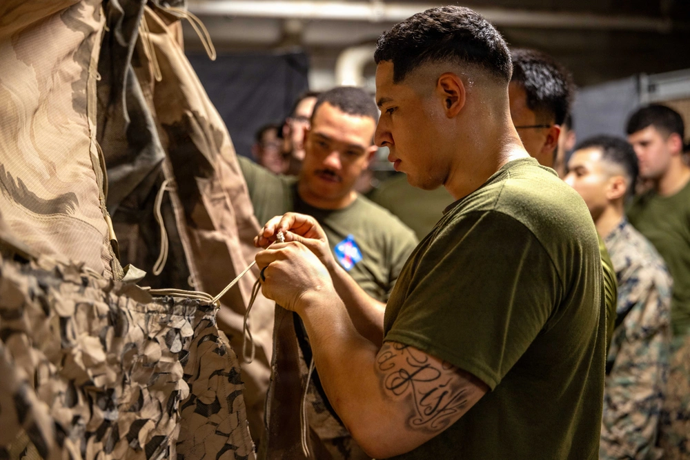 DVIDS - Images - 11th MEU Marines, Sailors Conduct Camouflage Net ...