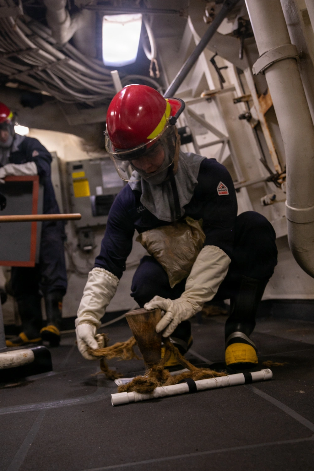 DVIDS - Images - USS Arlington (LPD 24) conducts damage control and ...