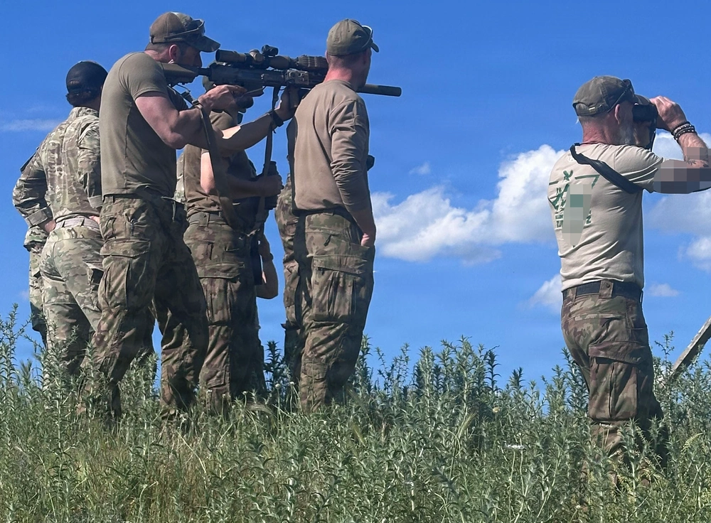 DVIDS - Images - Teamwork makes the dreamwork [Image 3 of 4]