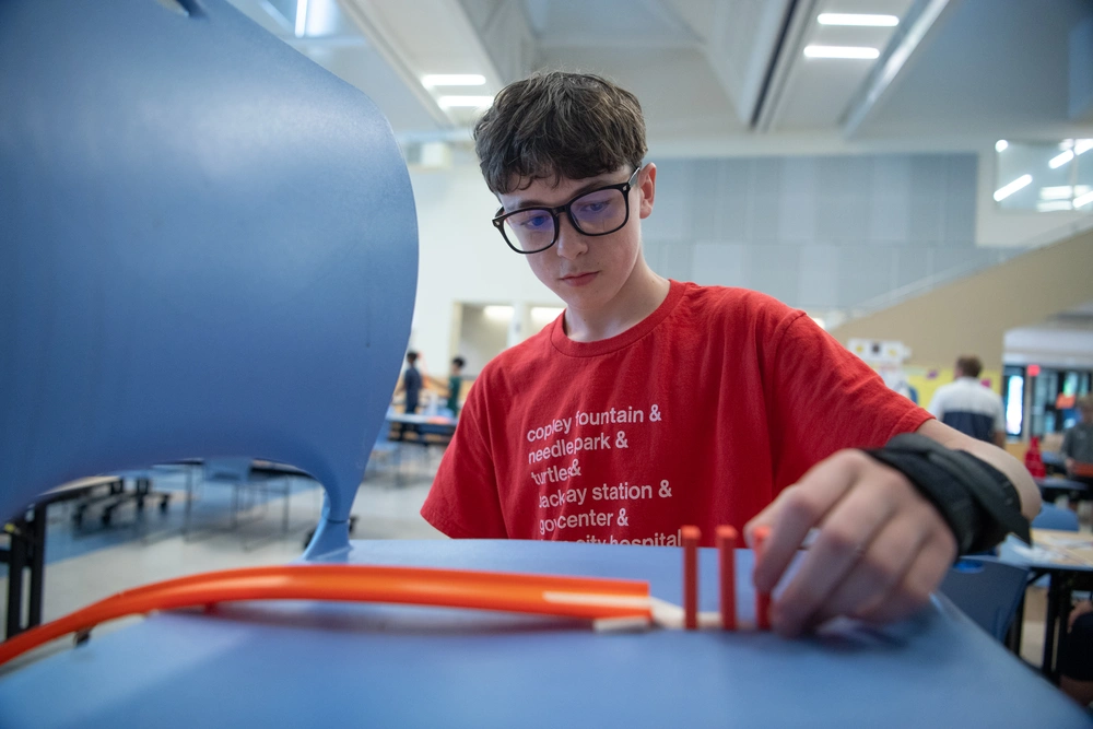 DVIDS - Images - Hanscom School hosts hands-on STEM challenge