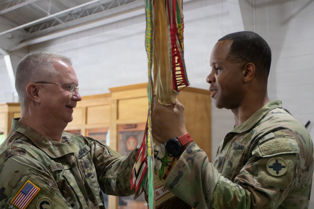DVIDS - Images - 298th CSSB Change of Responsibility [Image 3 of 8]