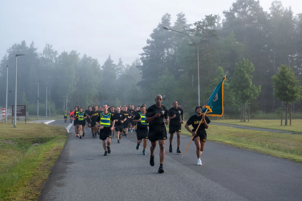 DVIDS - Images - 7ATC NCOA Class 07-26 Commandants Run [Image 1 of 10]