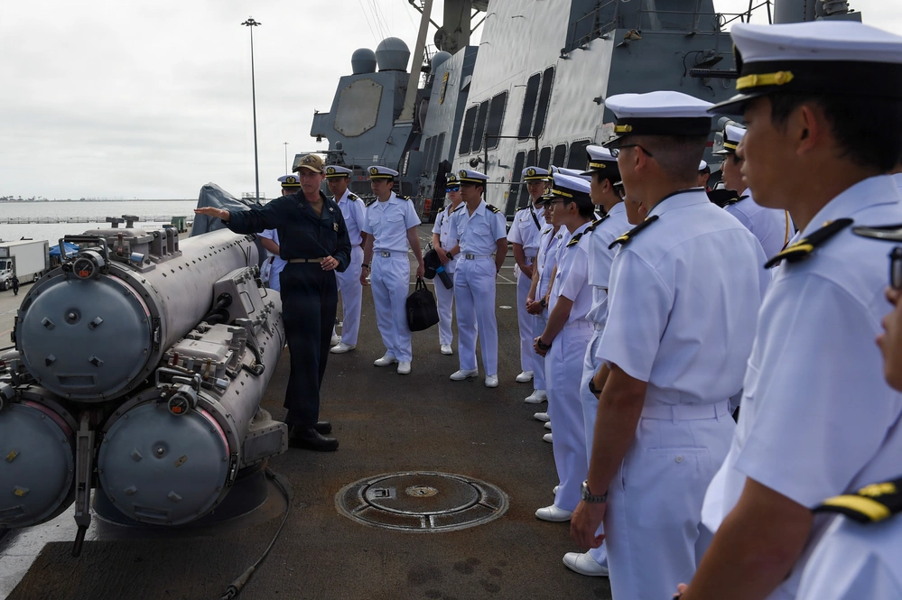 DVIDS - Images - JMSDF Visits USS Stockdale [Image 5 of 5]