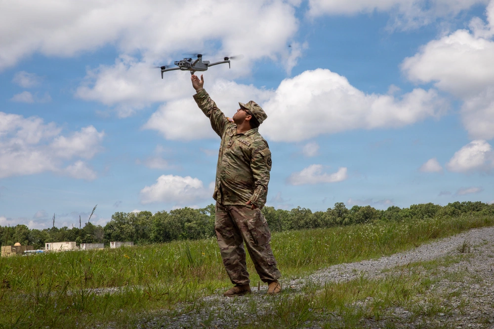 DVIDS - Images - Tennessee Army National Guard Soldiers Train on the RQ ...