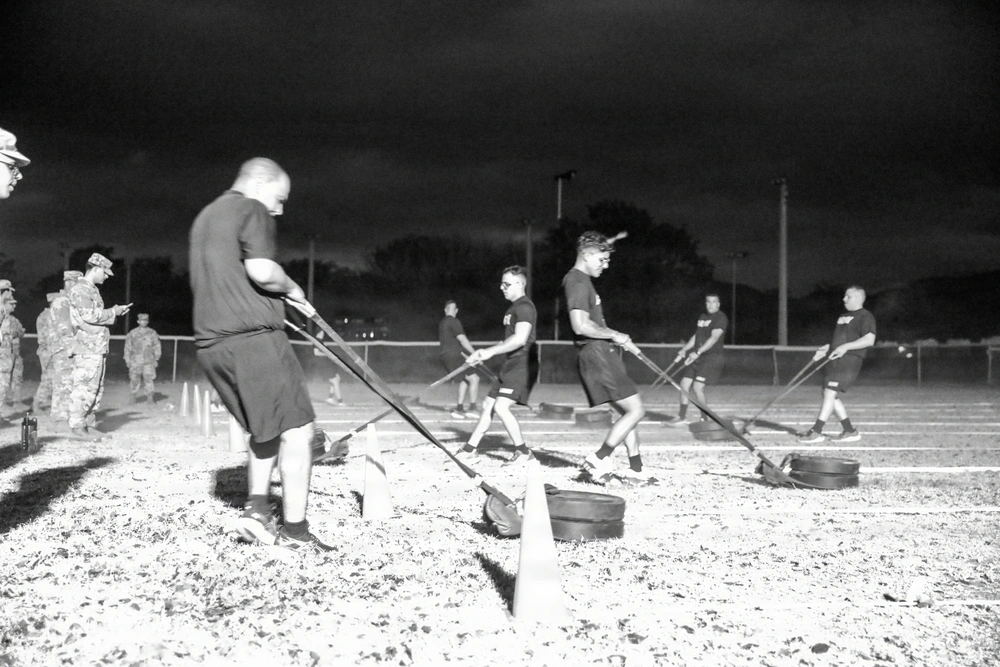 DVIDS - Images - 892nd MRBC Army Fitness Test [Image 3 of 9]